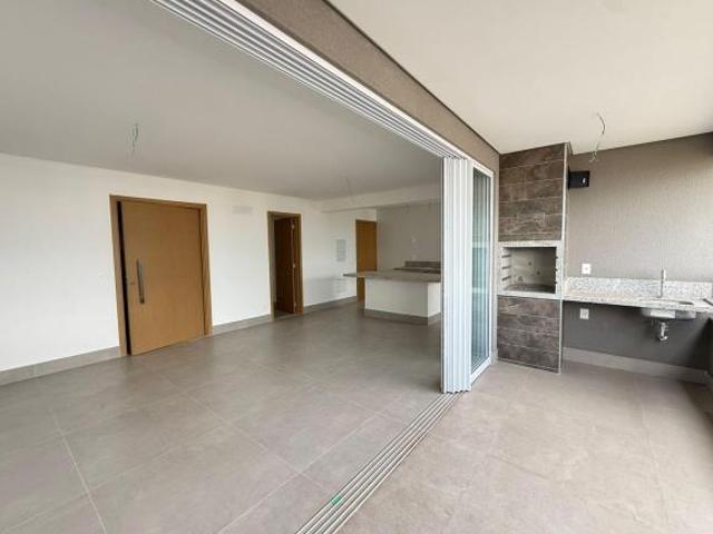 Apartamento 3 Suítes no Europarque Noronha Park Lozandes