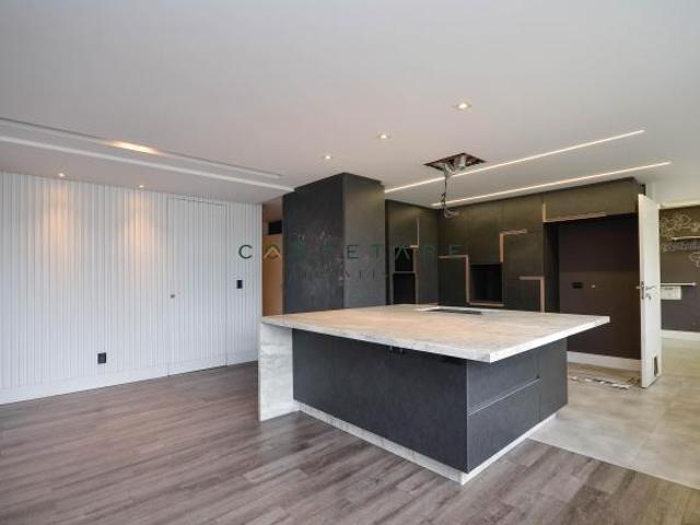Apartamento 3 suítes no Mercês