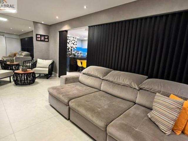 Apartamento 3 suítes Santa Teresinha