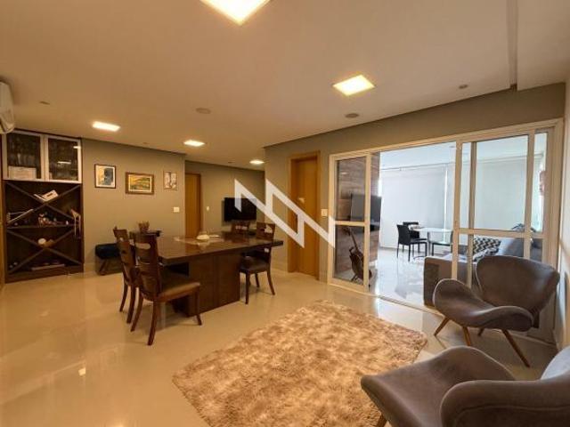 Apartamento 3 suítes Setor Bueno