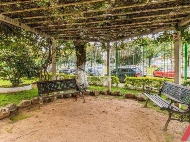 Apartamento 3d no Menino Deus junto a Av. Jose de Alencar