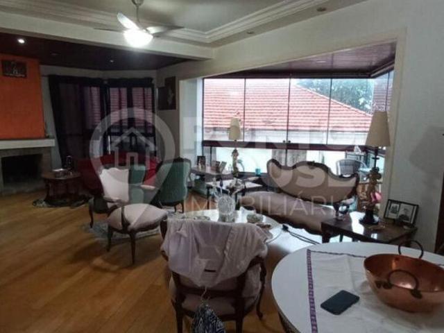 Apartamento 3suítes, churrasqueira varanda, lareira, 1 por andar 4 vagas na Vila Monumento