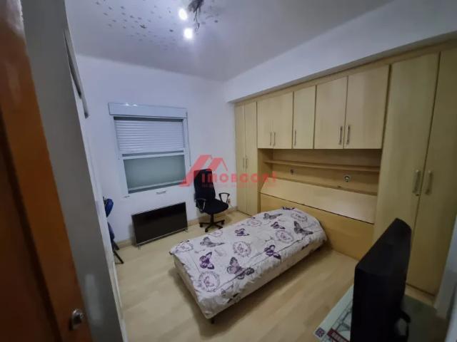 Apartamento térreo com quintal