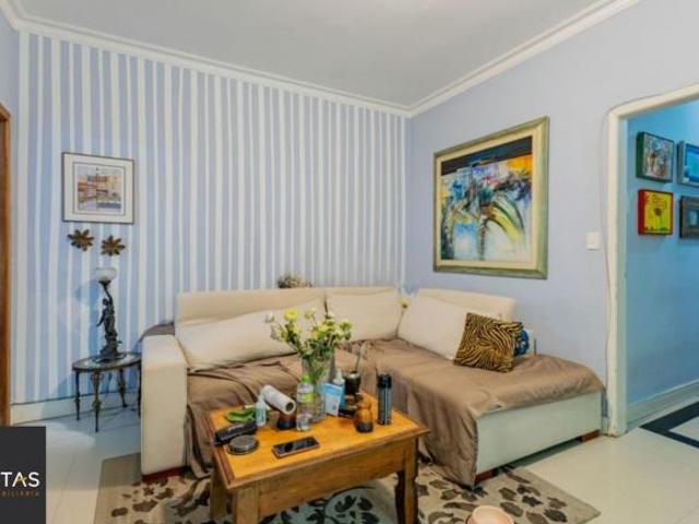 Apartamento Térreo, 3 quartos e varanda separada no bairro Rio Branco
