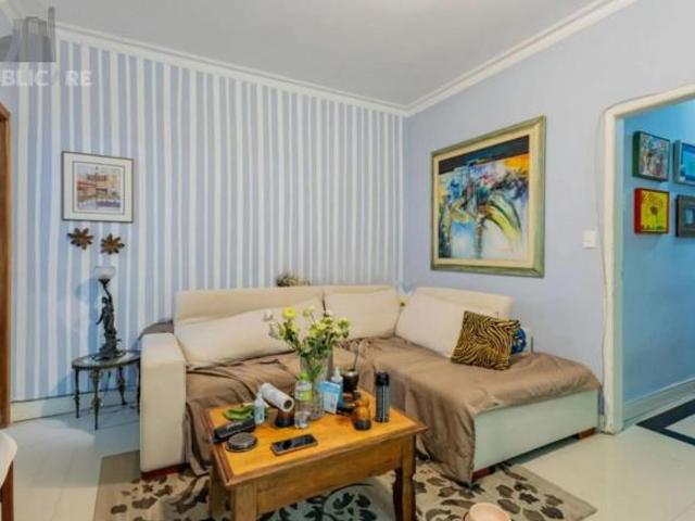 Apartamento Térreo, 3 quartos e varanda separada no bairro Rio Branco