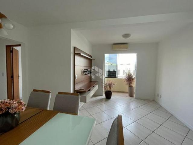 Apartamento térreo 03 dormitórios no Centro!