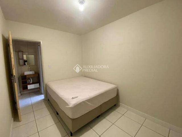 Apartamento térreo 1 dormitório