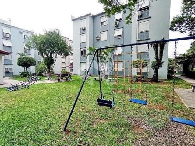 Apartamento térreo, 2 dormitórios, 51 m² privativo, bairro São Sebastião Porto