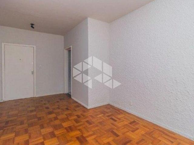 Apartamento térreo 2 dormitórios 70,91m² área privativa, bairro Auxiliadora em Porto Alegre