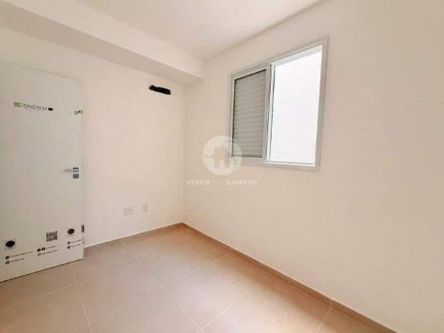 Apartamento Térreo 2 Dormitórios, Elevador e Churrasqueira no Macuco Santos SP