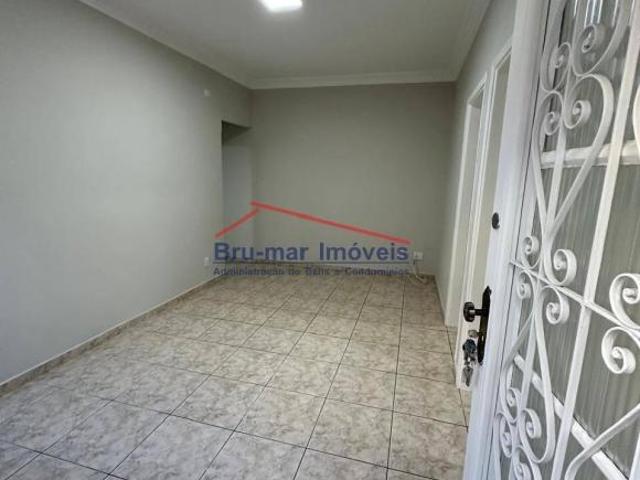 Apartamento térreo 2 dormitórios, reformado, Macuco