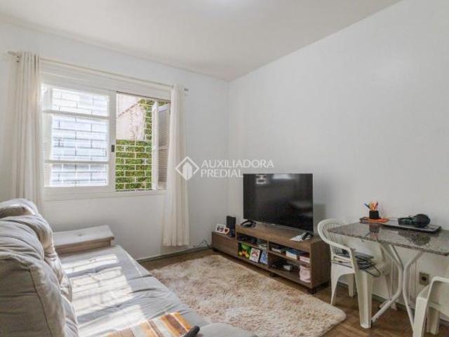 Apartamento terreo com dois doritorios