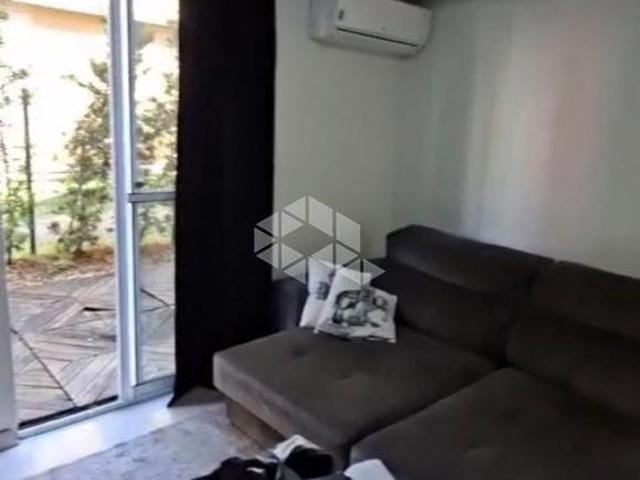 Apartamento Térreo com Pátio Privativo à Venda no Condomínio Viver Canoas Bair
