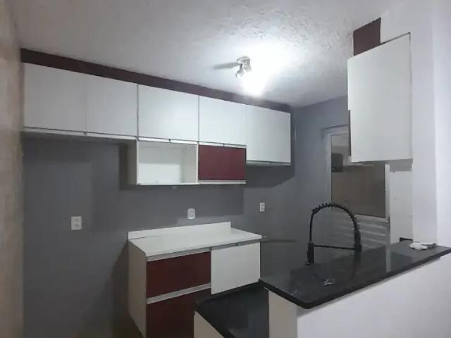 Apartamento, Térreo com quintal, 02 dormitórios e vaga para locação Condomínio Santa Teresa