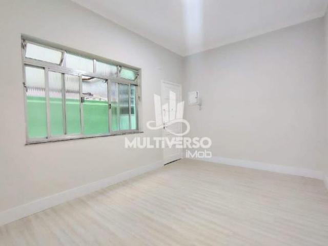 Apartamento Térreo com Quintal, Embaré, 02 Dormitorios, 74m², Reformado, R$384.900,00