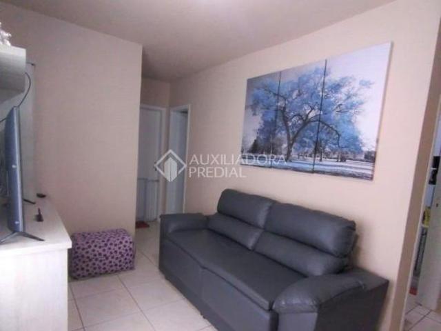 Apartamento térreo com 02 dormitórios, 52 m² privativos no Jardim Lindoia em Porto Alegre!