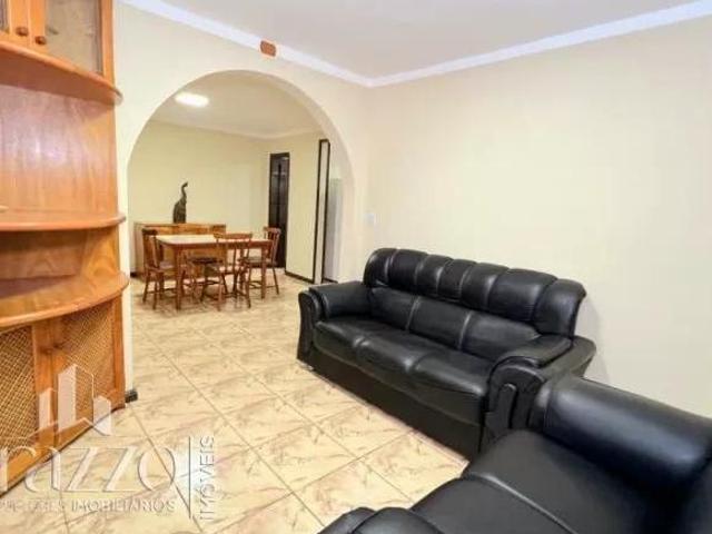 Apartamento térreo com 02 dormitórios