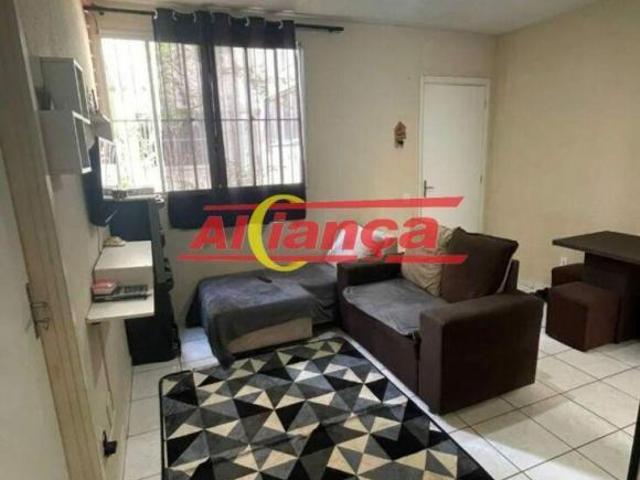 Apartamento térreo com 2 dormitórios no Jardim Vermelhão em Guarulhos