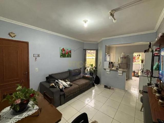 Apartamento térreo com 2 dormitórios para venda no Cond Residencial Almadem, 56 m² Res Galo Branco