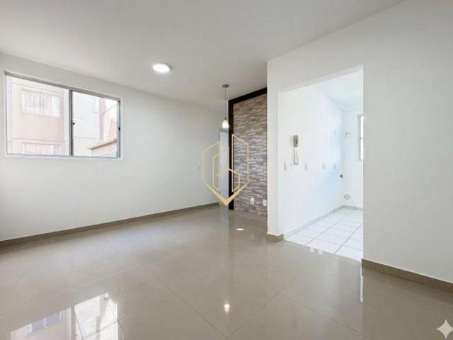 Apartamento térreo com 2 quartos e 1 vaga no Cachoeira