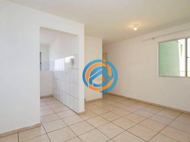 Apartamento Térreo com 2 quartos no Santa Cândida