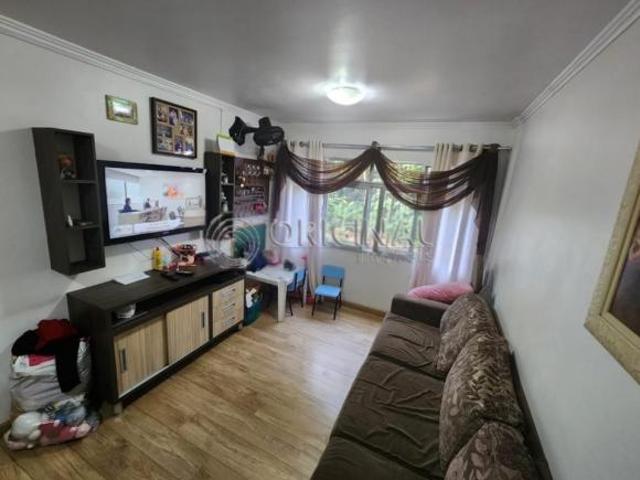 APARTAMENTO TÉRREO COM 3 DORMITÓRIOS E EXCELENTE LOCALIZAÇÃO