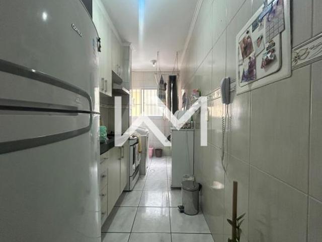 Apartamento Térreo à Venda, 2 Dormitórios, 1 Vaga em Jardim Paraventi Guarulhos SP