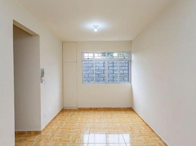 Apartamento térreo à venda, 2 quartos, 1 vaga coberta, 41m², Fazendinha, Curitiba, Paraná