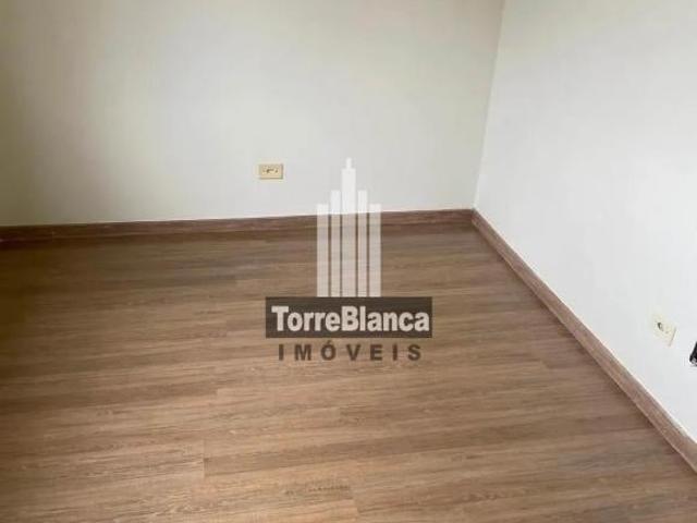 Apartamento térreo à venda, Uvaranas, Ponta Grossa, PR