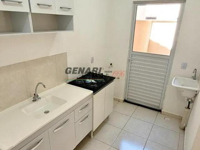 Apartamento térreo à venda com 2 quartos no Condomínio Residencial Villa Vic