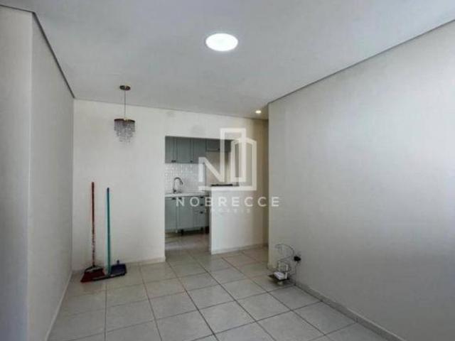 Apartamento térreo à venda, Condomínio Vila Vic Torre Pisa em Indaiatuba/SP