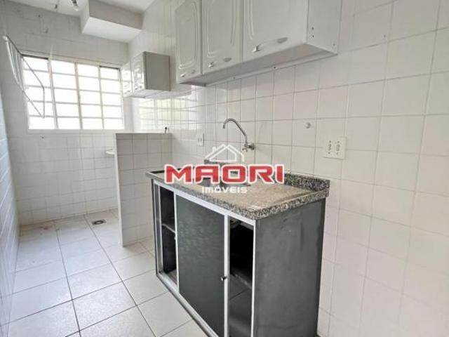 Apartamento térreo à venda em Valinhos