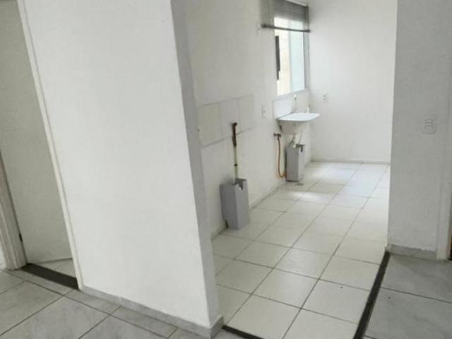 Apartamento térreo à venda no bairro Estância Velha, em Canoas, ideal para quem