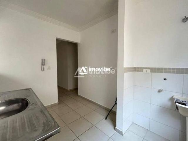 Apartamento térreo de 03 dormitórios, Parque Universitário Americana