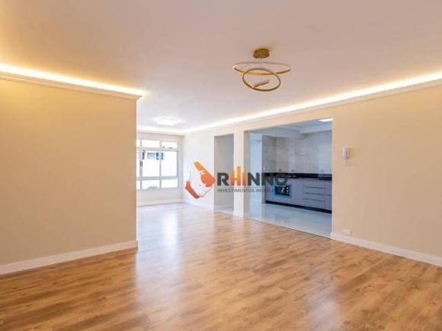 Apartamento térreo de 103 m² com 3 quartos no Centro Cívico Curitiba/PR