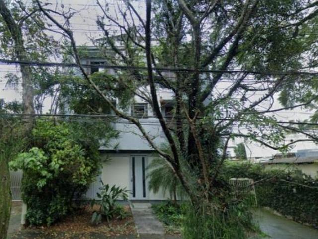 Apartamento térreo de 2 dormitórios bairro São João