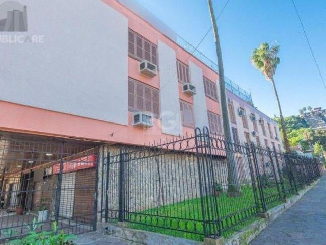 Apartamento térreo de 2 dormitórios e 1 vaga no bairro Praia de Belas