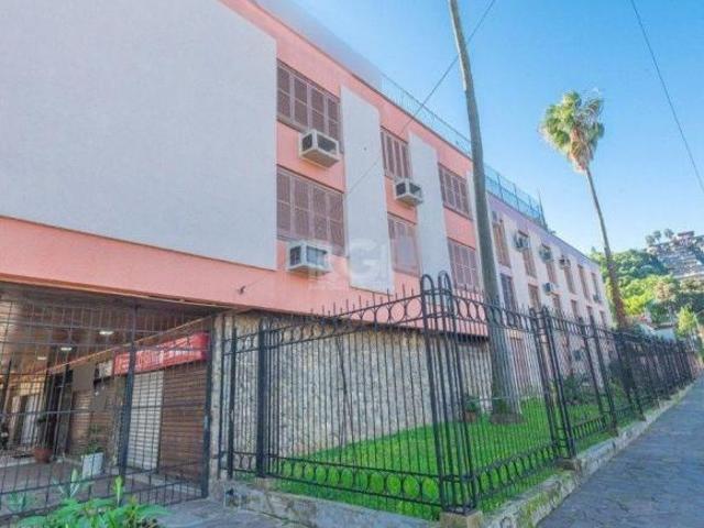 Apartamento térreo de 2 dormitórios e 1 vaga no bairro Praia de Belas