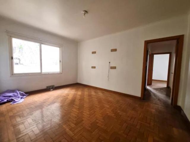 Apartamento Térreo de 2 quartos no bairro Menino Deus em Porto Alegre RS