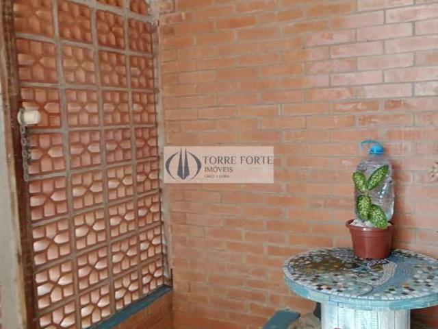 Apartamento térreo de 47 m² com 2 dormitórios e com vaga em Ubatuba