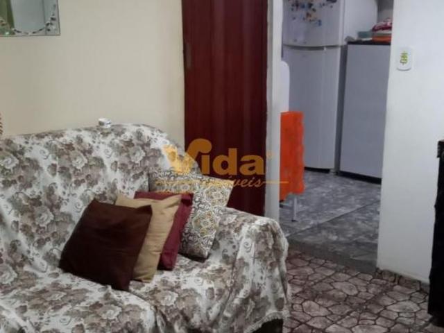Apartamento Térreo em Conjunto Habitacional Presidente Castelo Branco Car.