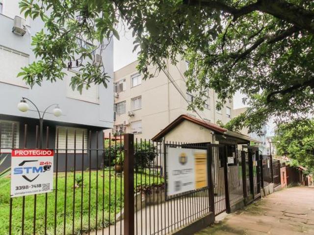 Apartamento térreo em excelente localização