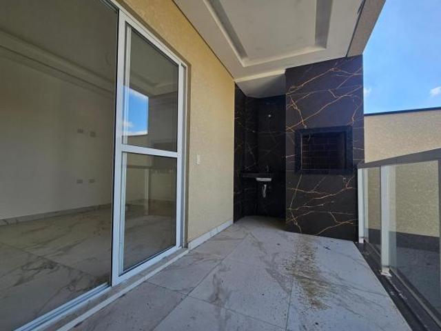 Apartamento térreo, espaçoso, com 101,64 m, com 03 quartos, sendo 01 suíte, em Araucária