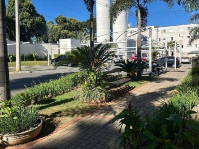 Apartamento térreo localizado no Condomínio Solar dos Sabiás