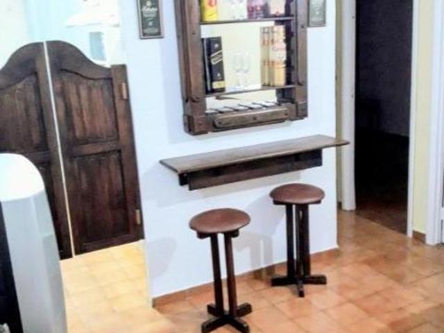 APARTAMENTO TÉRREO MOBILIADO VENDA/ALUGA SE