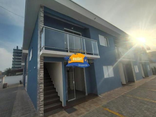 Apartamento térreo novo e super perto da praia!