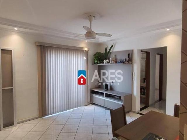 Apartamento Térreo no Condomínio Madressilvas com 2 dormitórios à venda, 62 m² por R$ 249.000 Jard