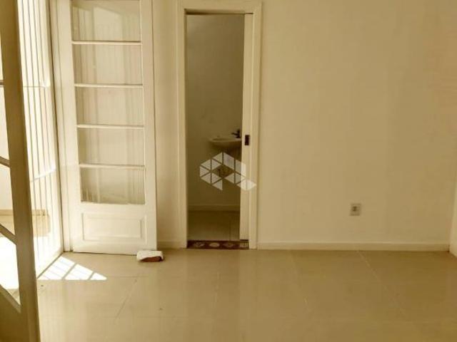 apartamento terreo no menino deus