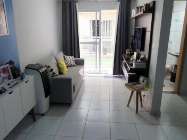 Apartamento Térreo para Venda com 2 Quartos, Suíte e Área Externa no Jardim Europa