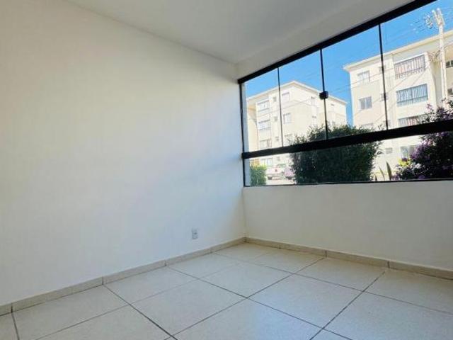 Apartamento térreo para venda em Varginha, Minas Gerais